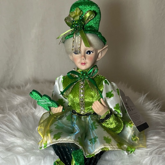 Novogratz | Holiday | St Patricks Day Irish Elf Female Shamrock Doll ...